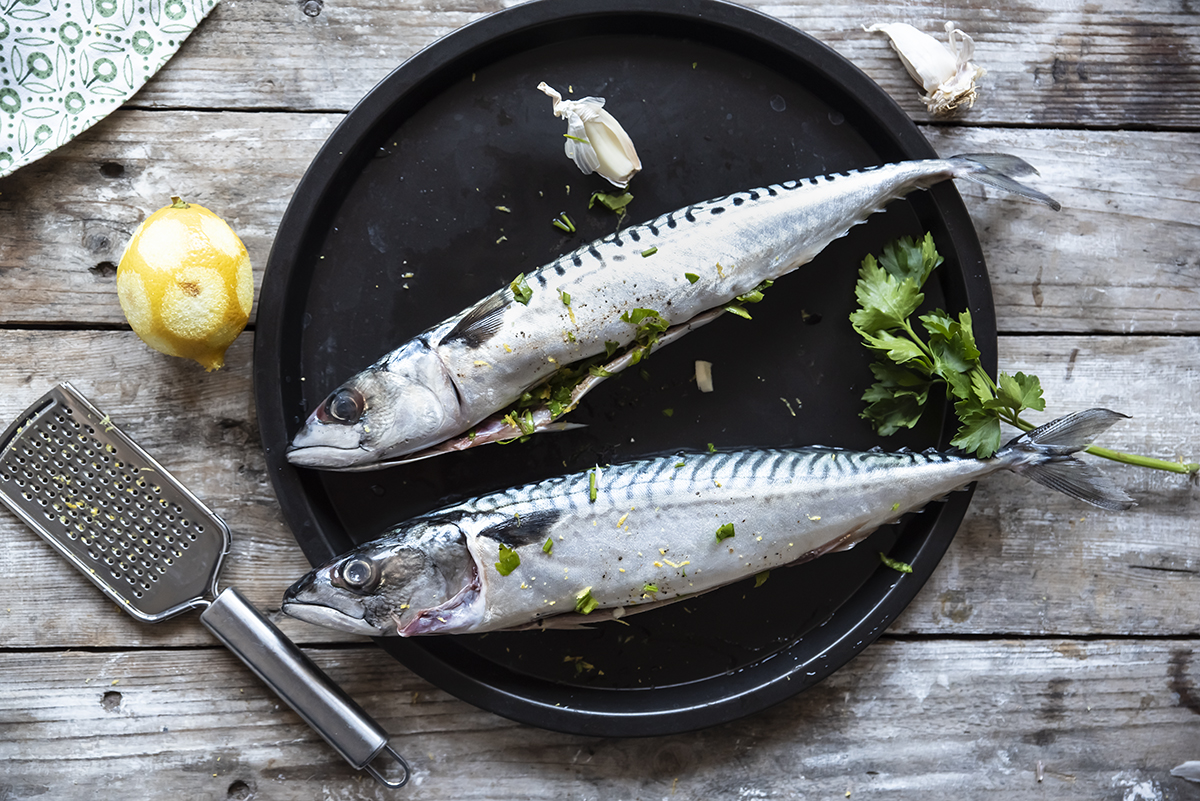 Sgombro sotto sale, un secondo veloce e leggero - ricette light - Melarossa