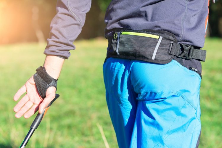 Nordic walking: tecnica, benefici e attrezzatura