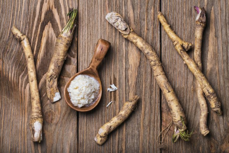 Rafano: che cos'è, tipi, valori nutrizionali, benefici, usi in cucina