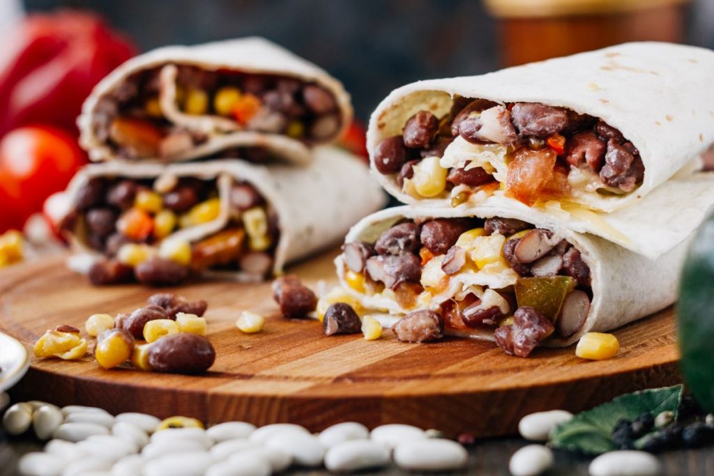 Burrito: ricetta tradizionale messicana del rotolo con carne - Melarossa