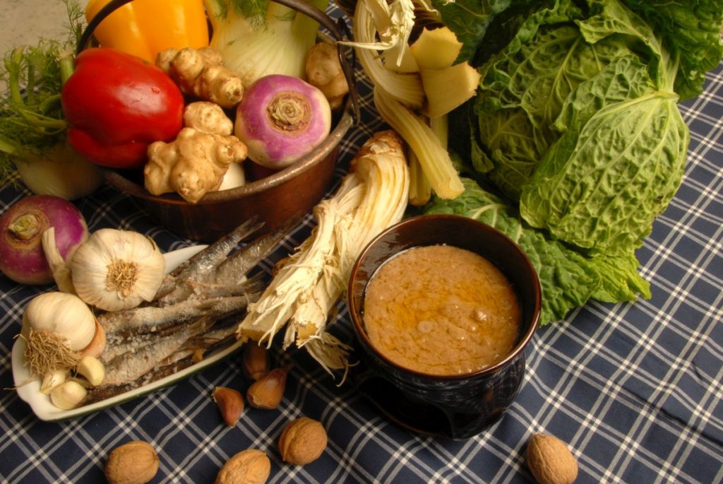 Bagna cauda: ricetta, trucchi e storia della salsa piemontese