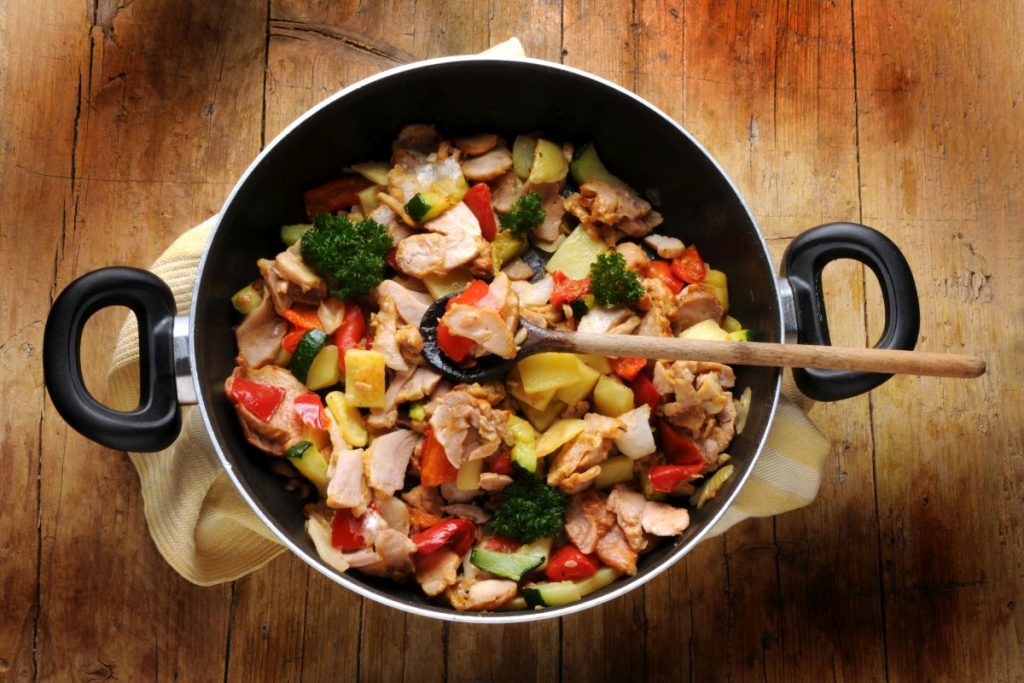 Straccetti di pollo: ricetta di un secondo sfizioso