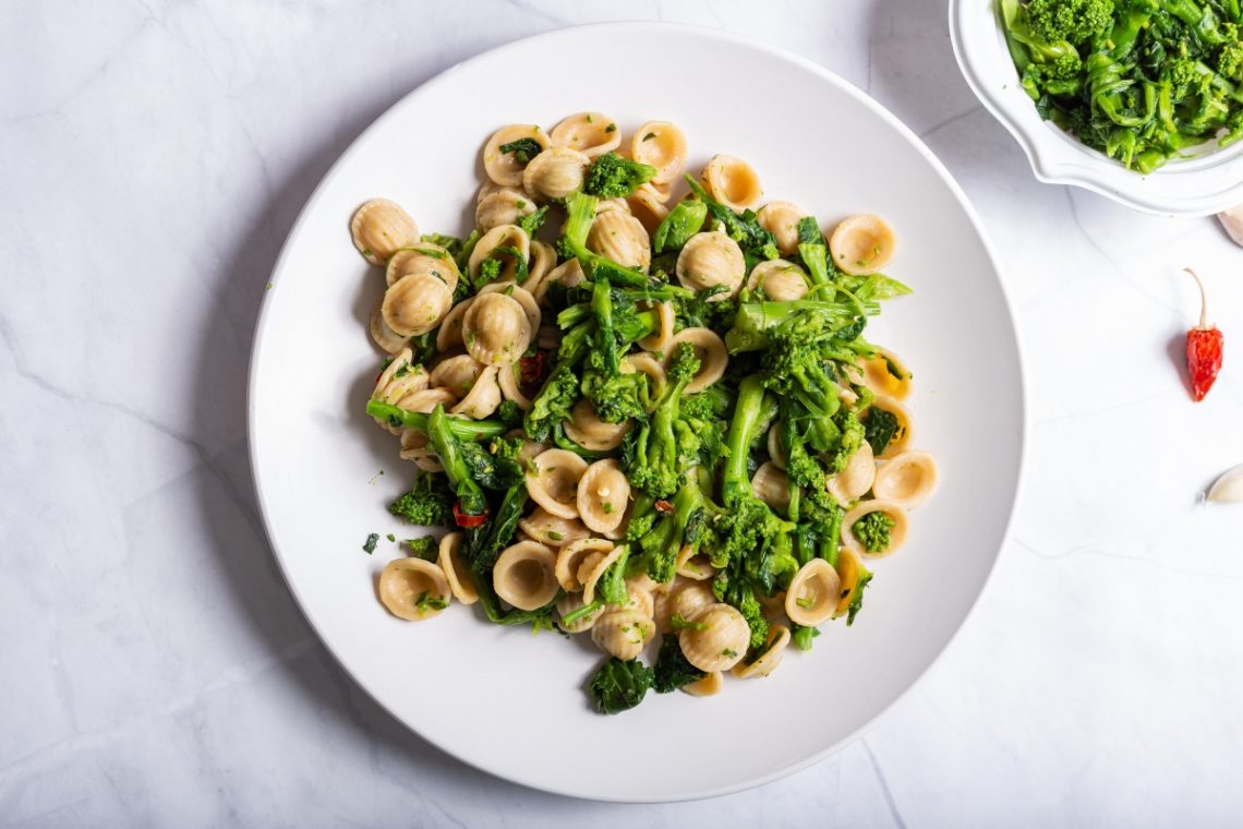 Cime di rapa: come si preparano, migliori ricette e benefici