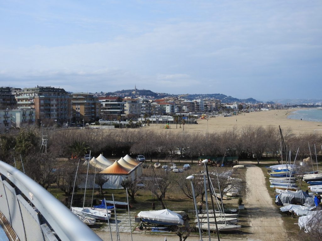 Alla scoperta di Pescara: musei, spiagge e gastronomia - Melarossa