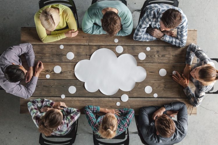 Brainstorming: cosa vuole dire, a cosa serve, fasi e regole