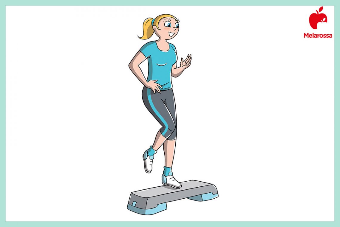 Allenamento con lo step per tonificare i muscoli