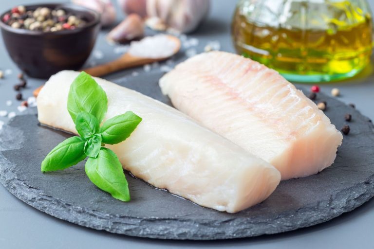 Nasello: valori nutrizionali, benefici e ricette leggere